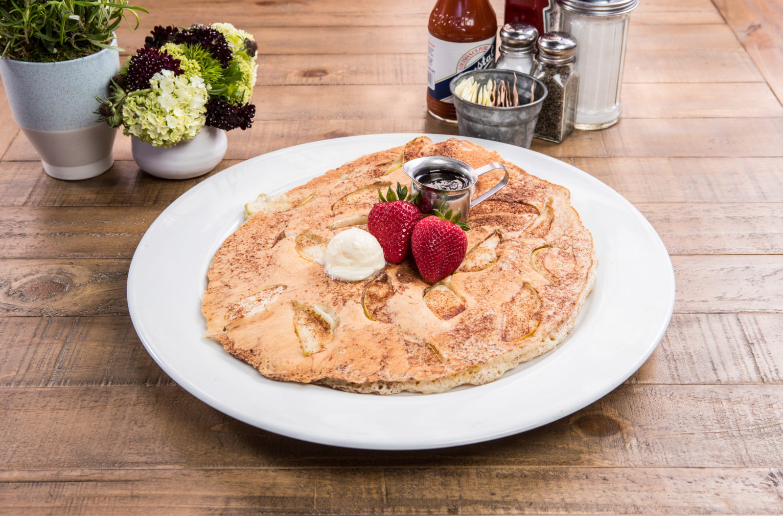 HH Big O' Pancakes – Hash House a Go Go