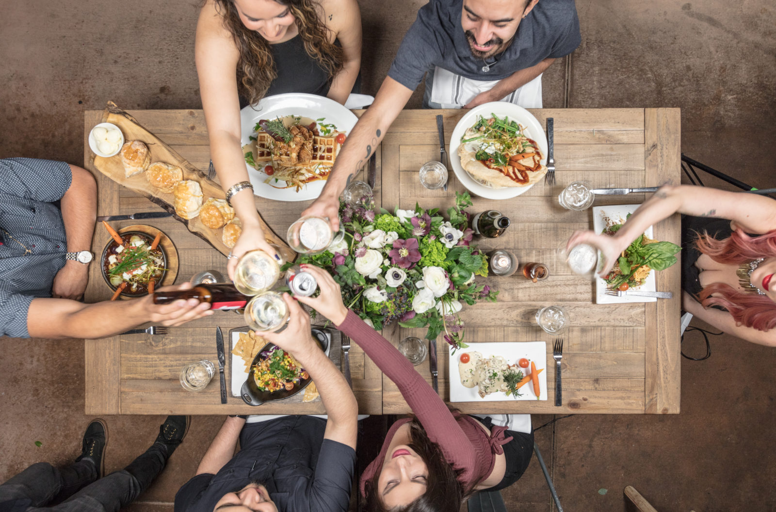 About Hash House A Go Go - American Restaurant